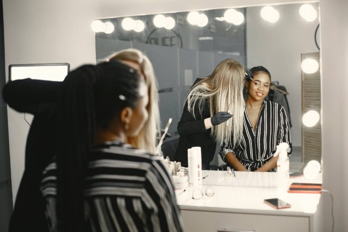 11 Amazing Career Opportunities In The Beauty Industry | BCO
